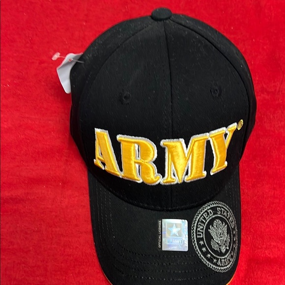 U.S. Army | Accessories | Us Army Black And Yellow Cap | Poshmark
